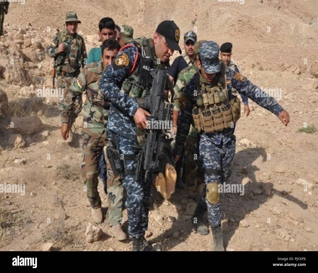 Makhmour mountains hi-res stock photography and images - Alamy