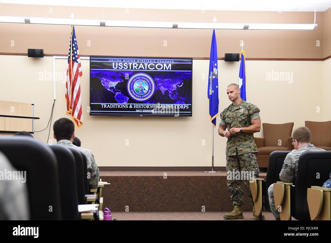 Us global operations center hi-res stock photography and images - Alamy