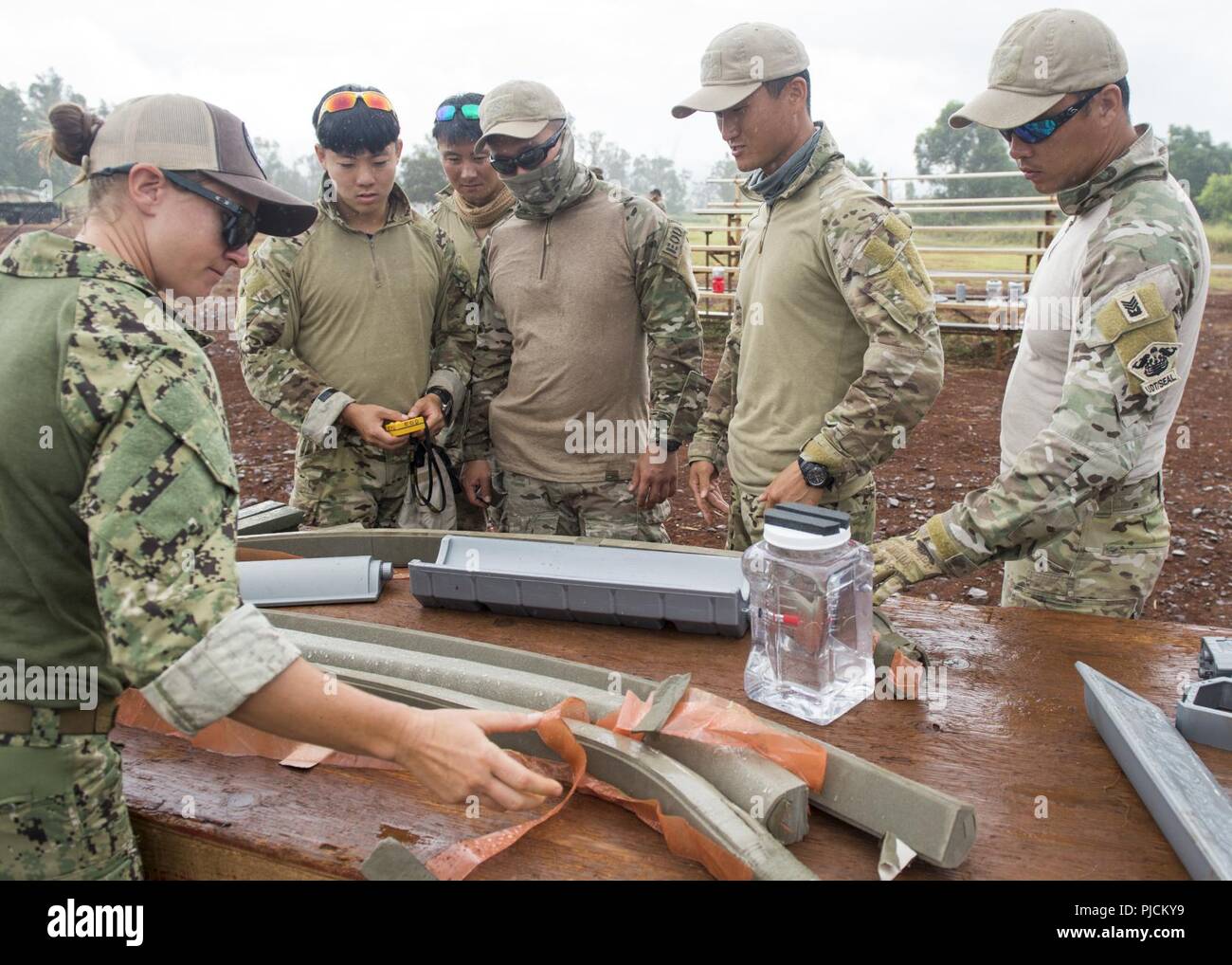 SCHOFIELD ARMY BARRACKS, Hawaii (July 23, 2018) - Explosive Ordnance ...