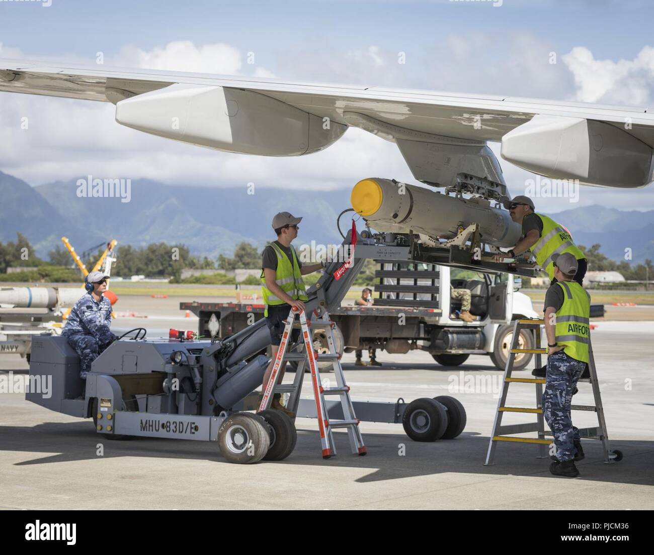 Royal australian air force poseidon hi-res stock photography and images ...