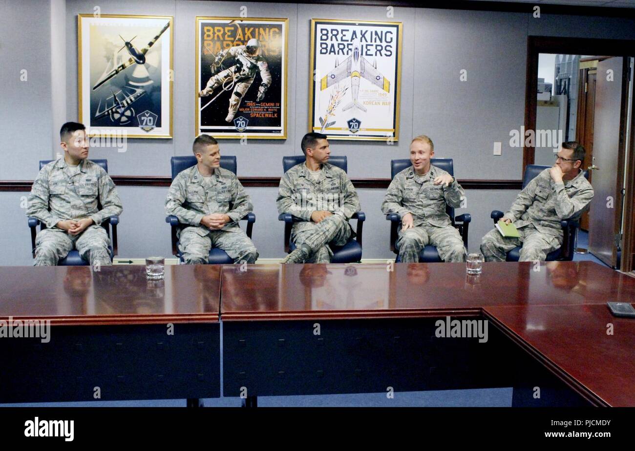 Immersion flight hi-res stock photography and images - Alamy