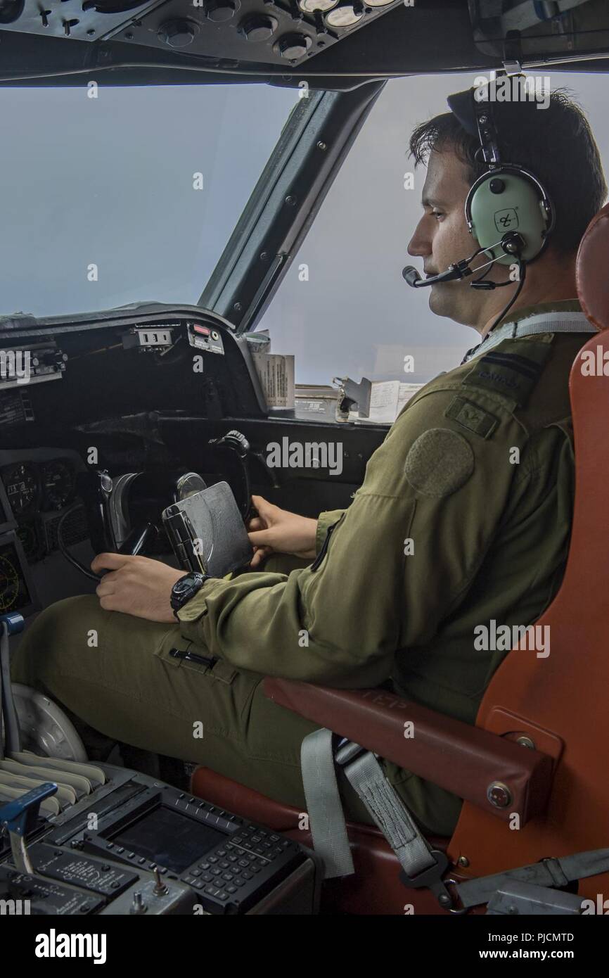 Long patrol submarines hi-res stock photography and images - Alamy