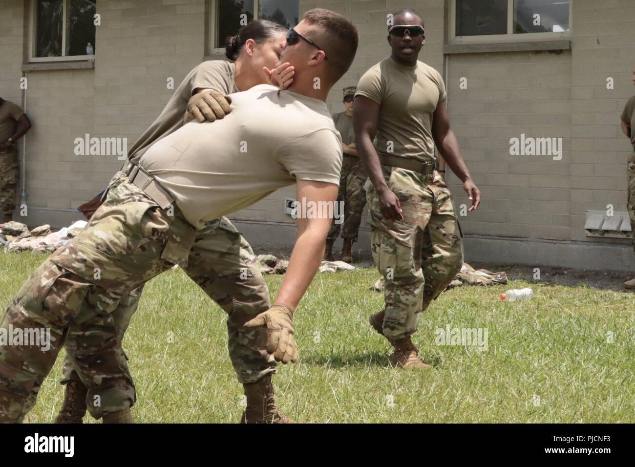 Police apprehend suspects hi-res stock photography and images - Alamy