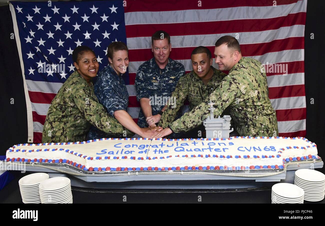 NAVAL BASE KITSAP BREMERTON, Wash. (July 24, 2018) Capt. Kevin P. Lenox ...