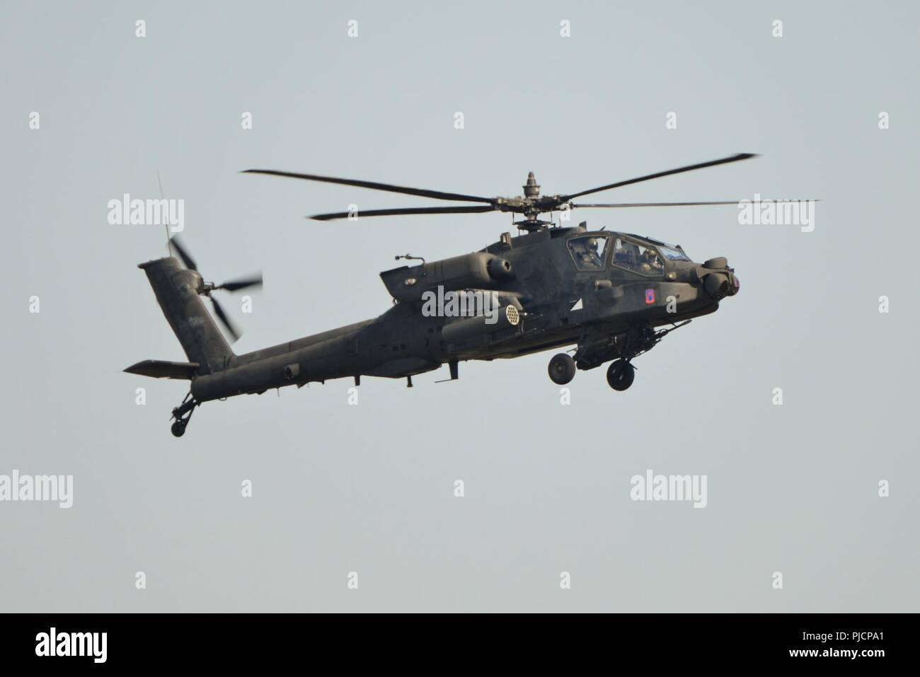 3rd aviation regiment attack reconnaissance apache helicopter hi-res ...
