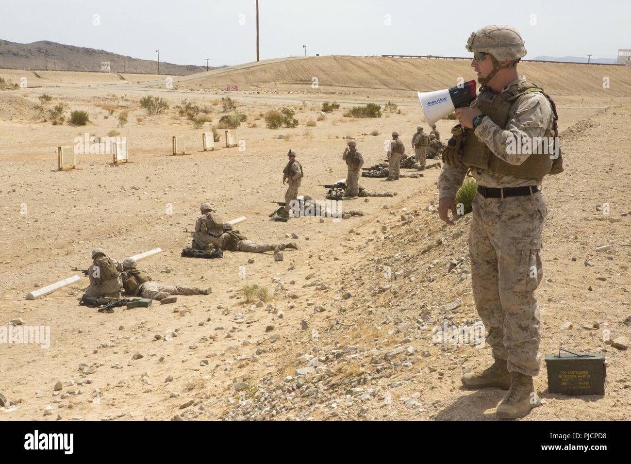 Battle sight zero hi-res stock photography and images - Alamy