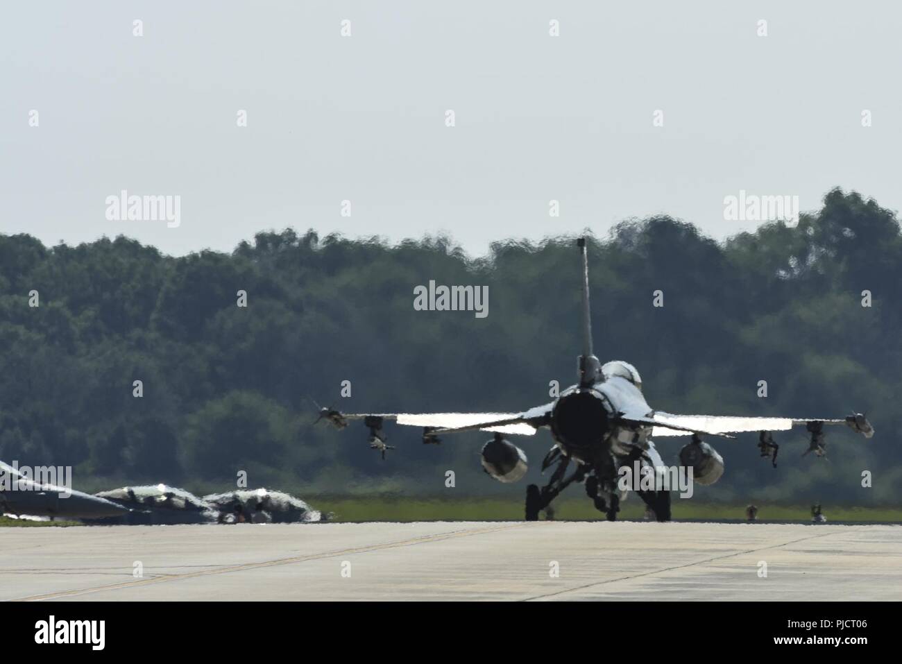 77th fighter squadron hi-res stock photography and images - Alamy
