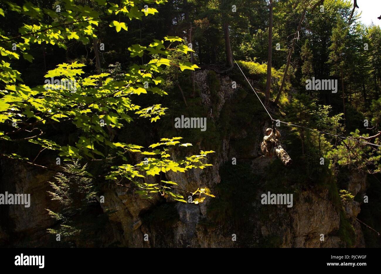 Single line rope bridge hi-res stock photography and images - Alamy