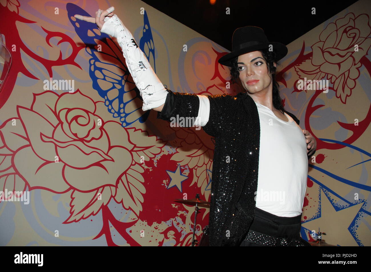 Los Angeles, CA, USA - MAY 27 2013: Life size wax figure of celebrities ...