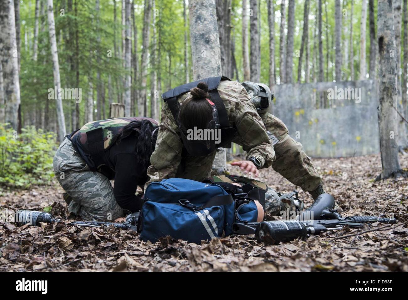 Tactical field care hi-res stock photography and images - Alamy