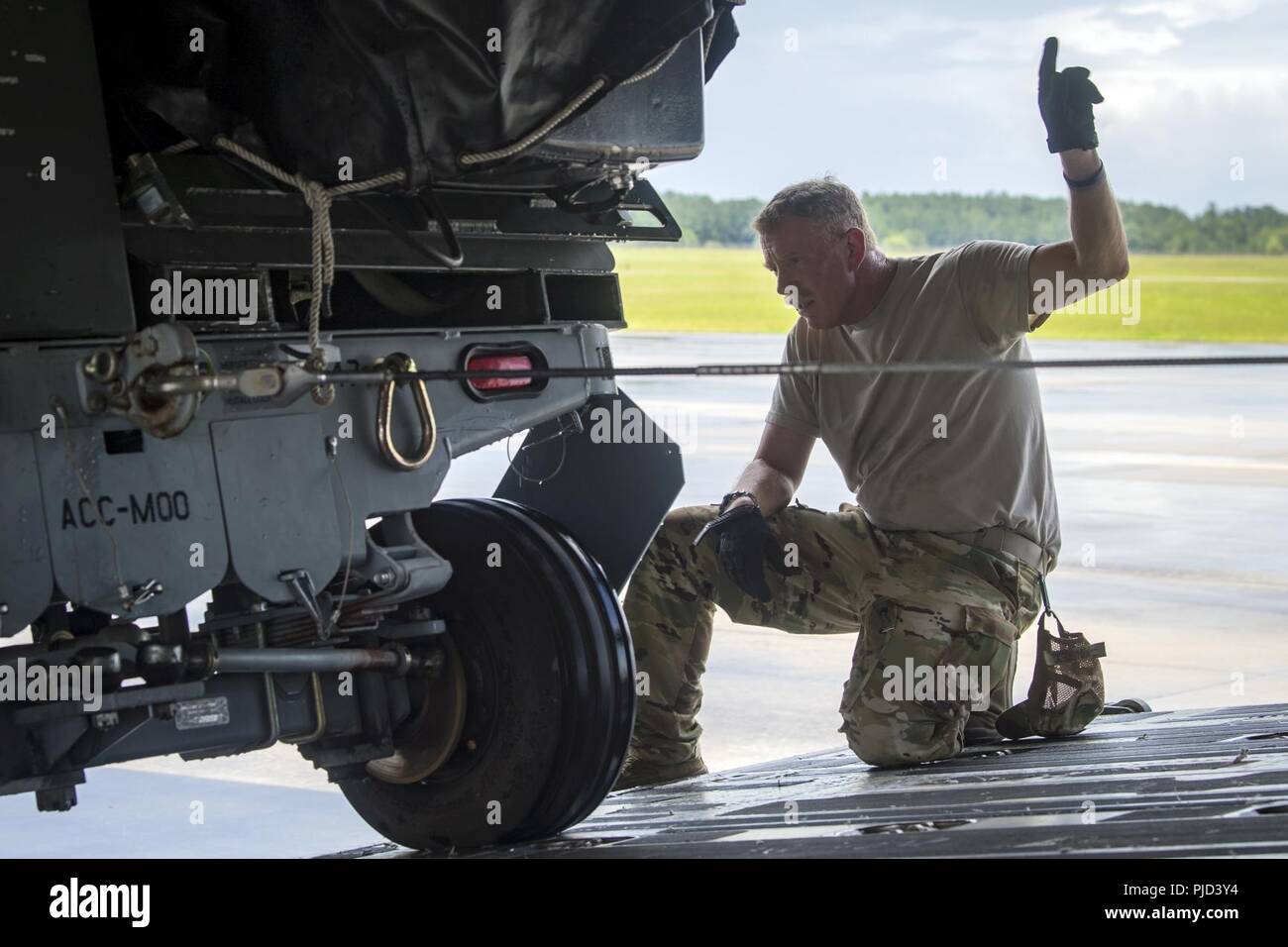 Master Sgt. Robert Kinsley, 155th Airlift Squadron loadmaster, Memphis ...