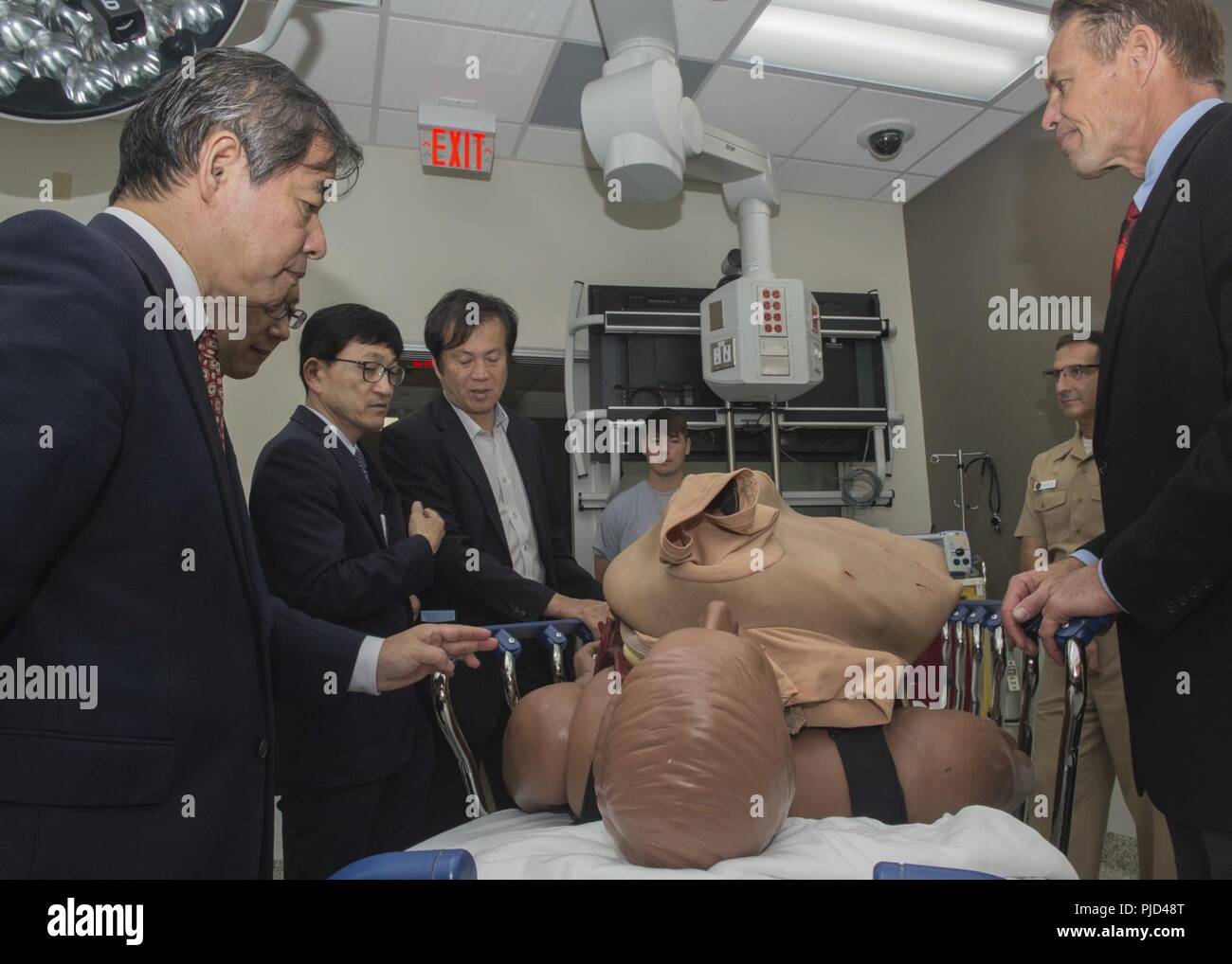 Navy tactical trauma center hi-res stock photography and images - Alamy