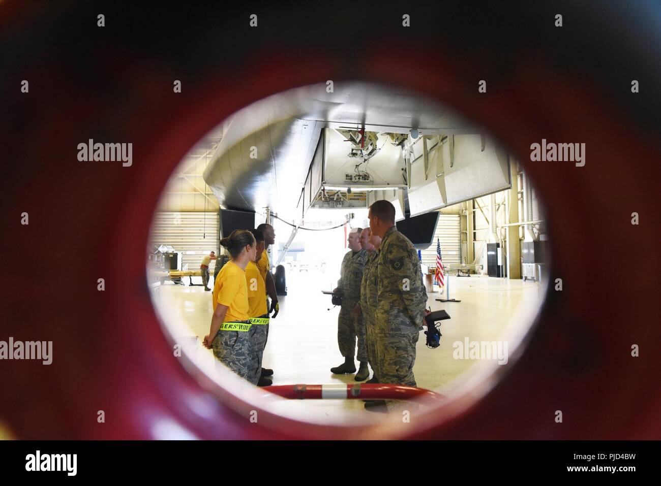 Mhu 83 bomb lift truck hi-res stock photography and images - Alamy