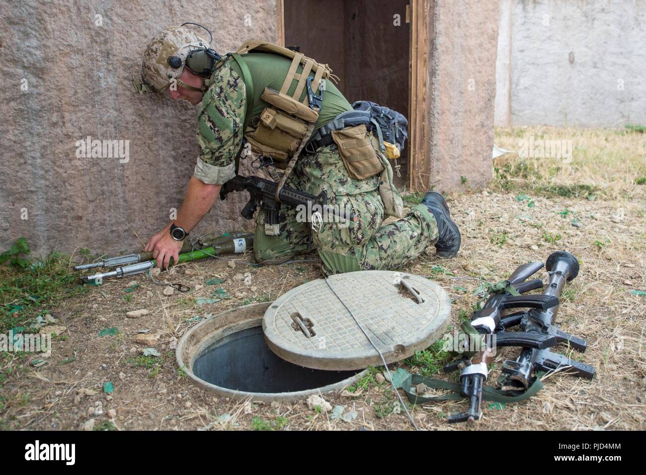 Bellows air force base hi-res stock photography and images - Alamy