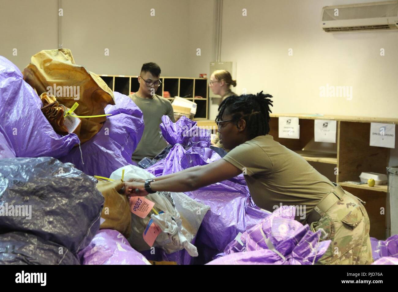 787th combat sustainment support battalion hi-res stock photography and ...