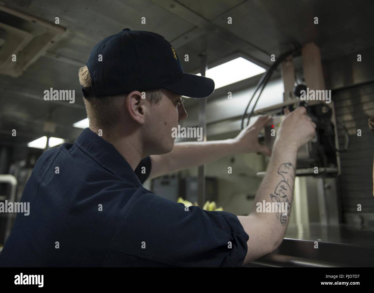 Automated heat stress sensor hi-res stock photography and images - Alamy