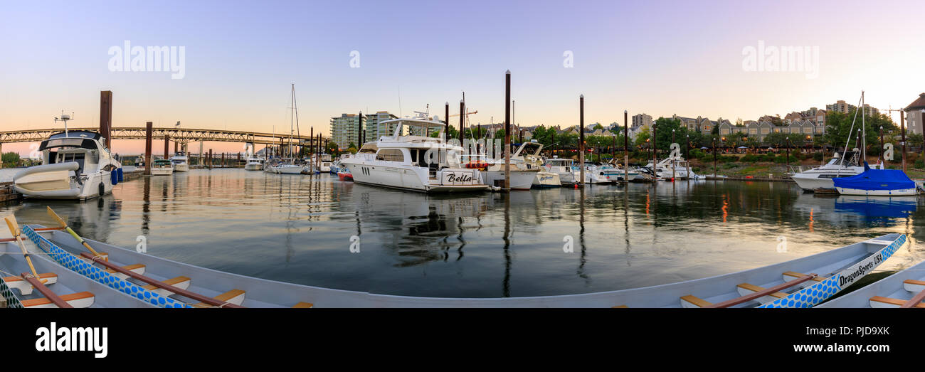 Portland, Oregon - Sep 1, 2018 : Sailboat Docked at Portland Downtown ...