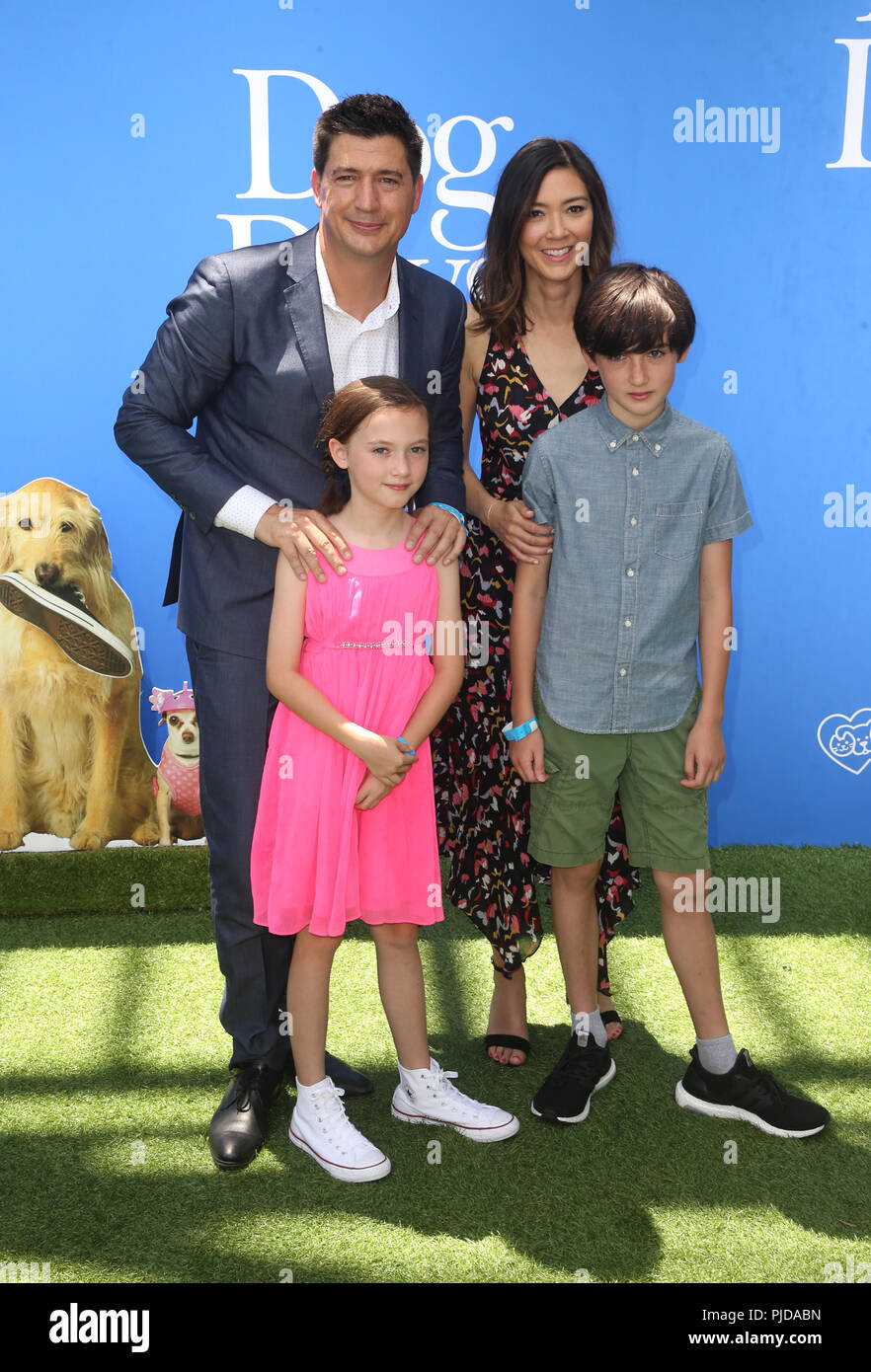 Riley kenichi marino and ruby marino hi-res stock photography and ...