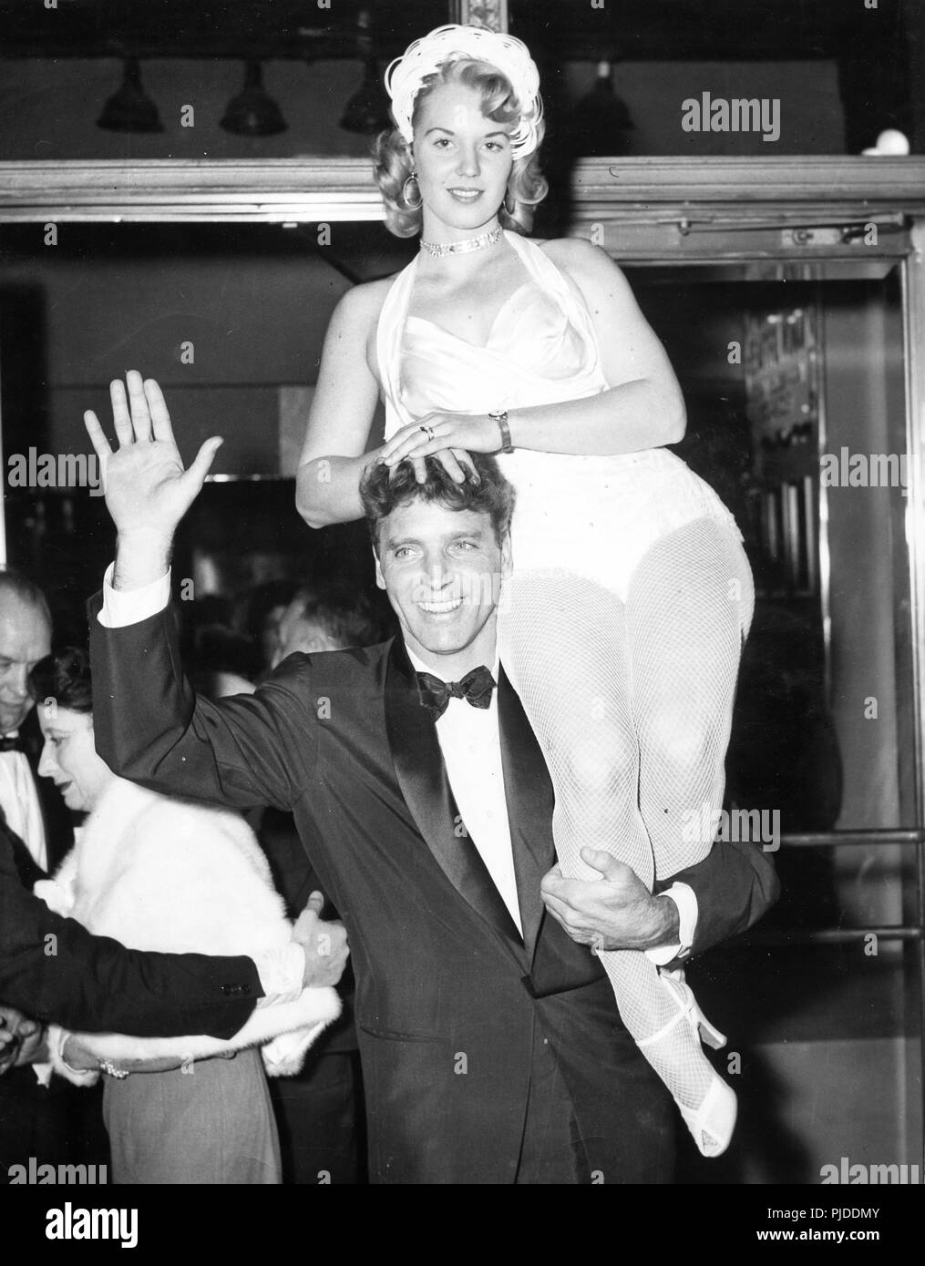 Actors burt lancaster hi-res stock photography and images - Alamy