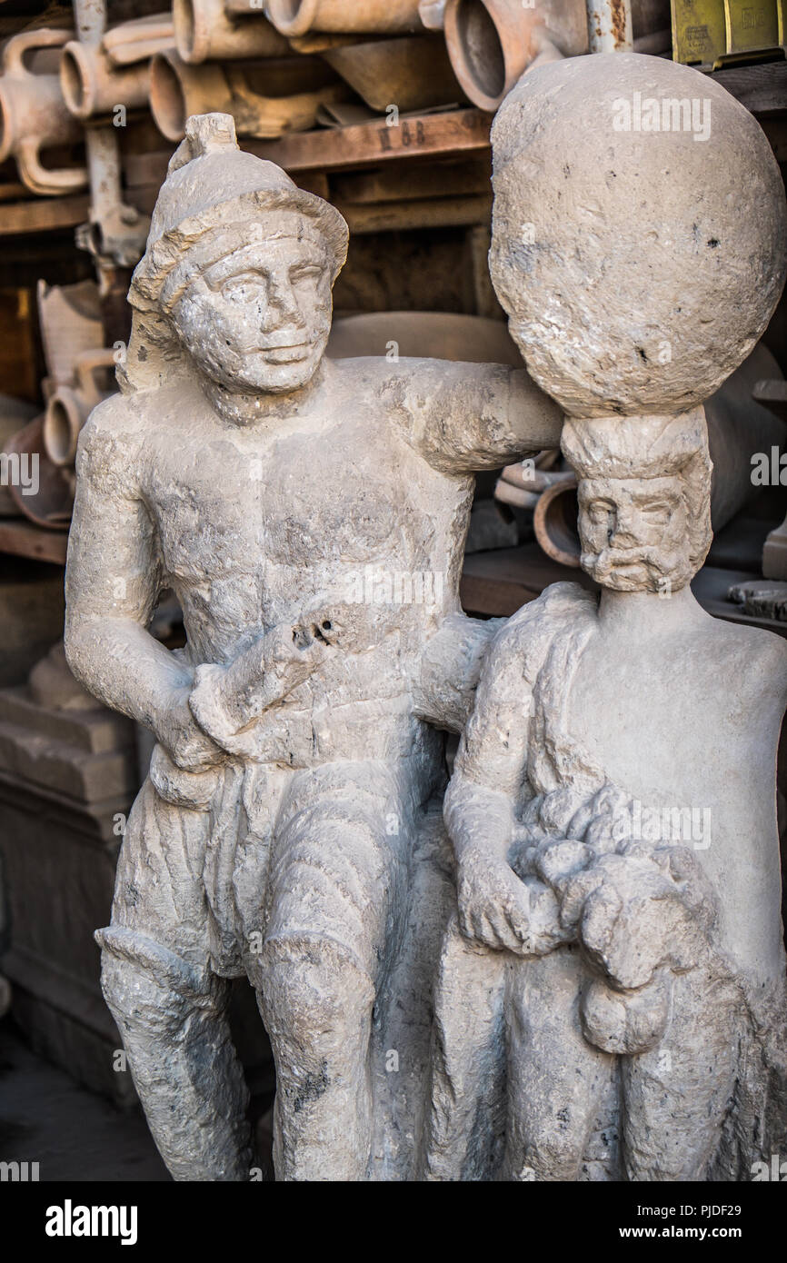 Statue of Roman Gladiator Stock Photo - Alamy