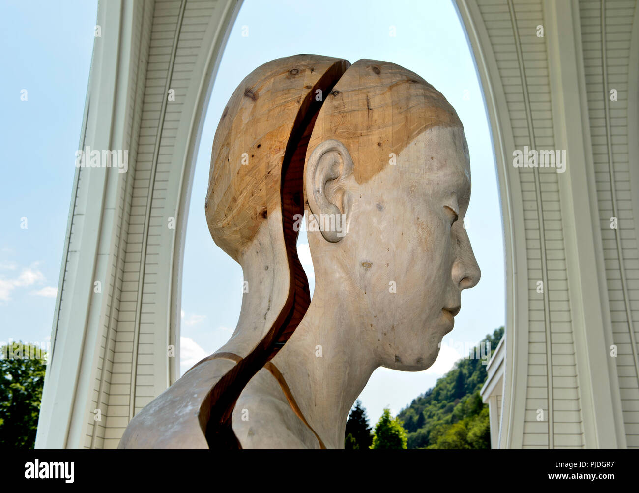 Wood sculpture Laura non c`é by Bruno Walpoth, Tamina Therme, Bad Ragaz ...