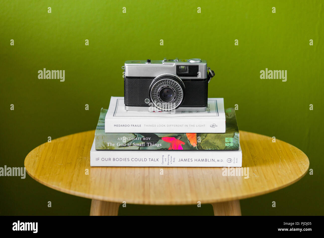 Aperture books hi-res stock photography and images - Alamy