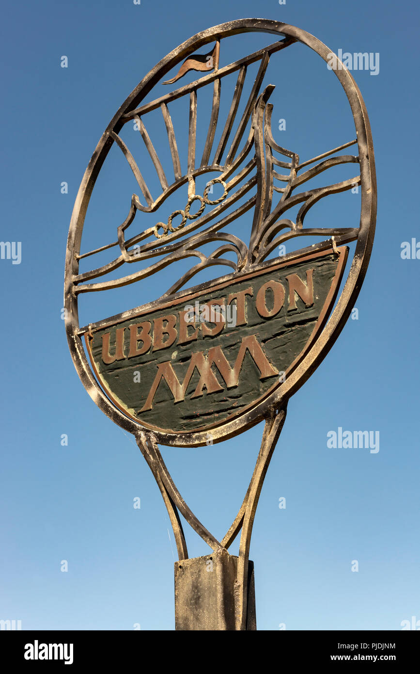 Suffolk village sign hi-res stock photography and images - Alamy