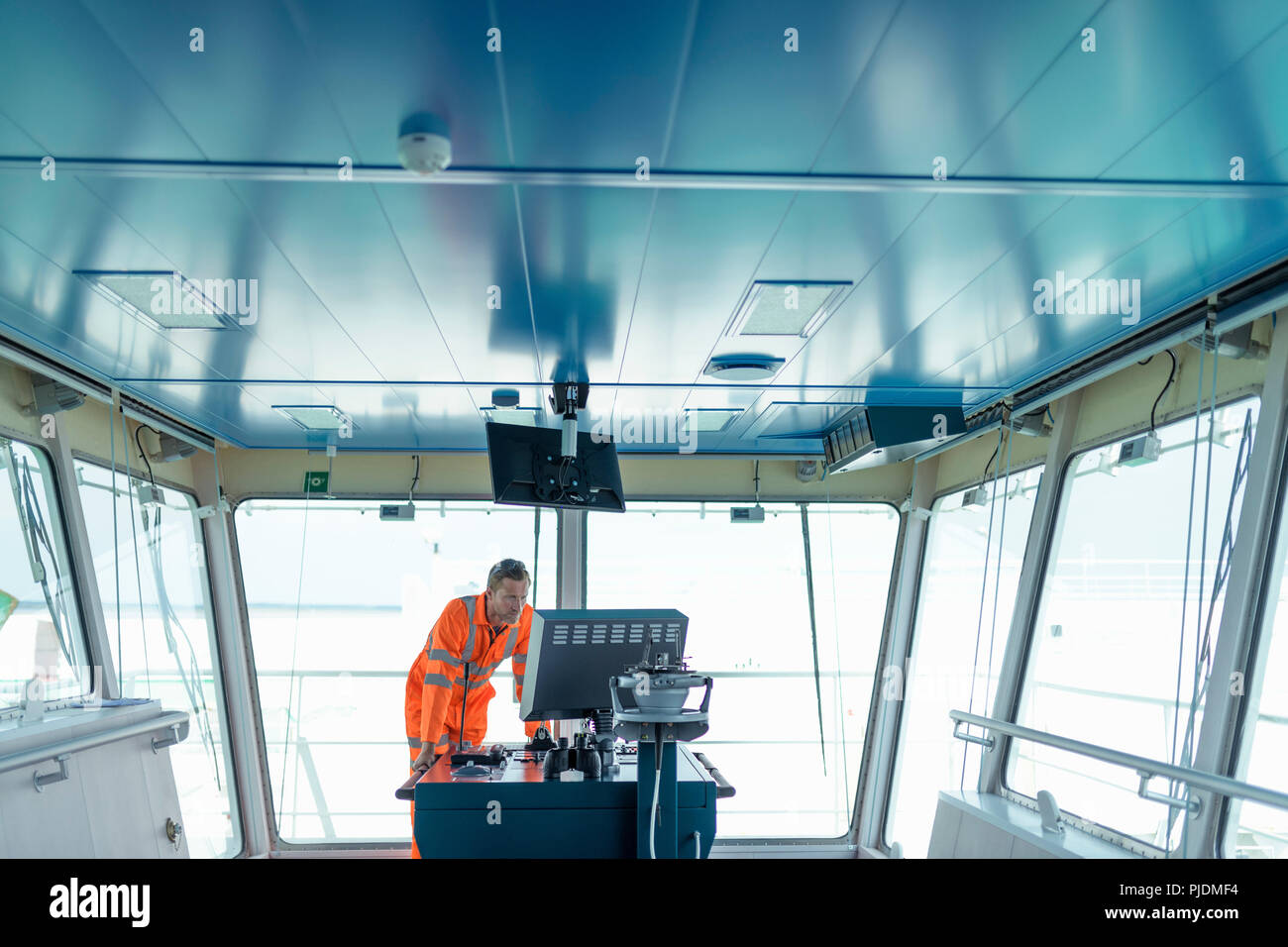 Ship Communication High Resolution Stock Photography and Images - Alamy