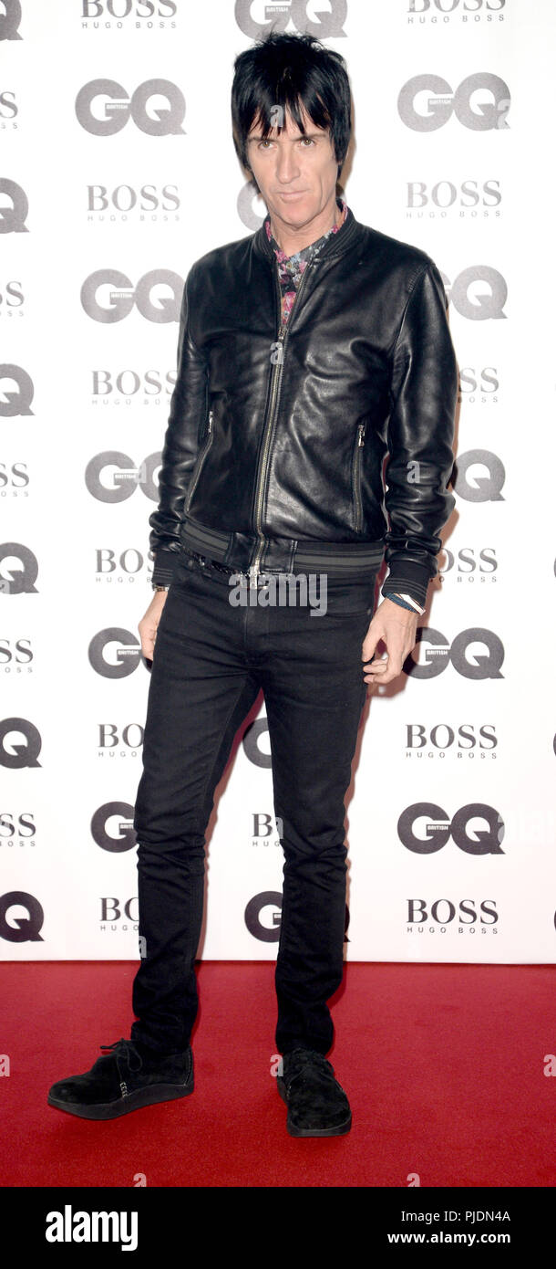 Johnny marr hi-res stock photography and images - Alamy