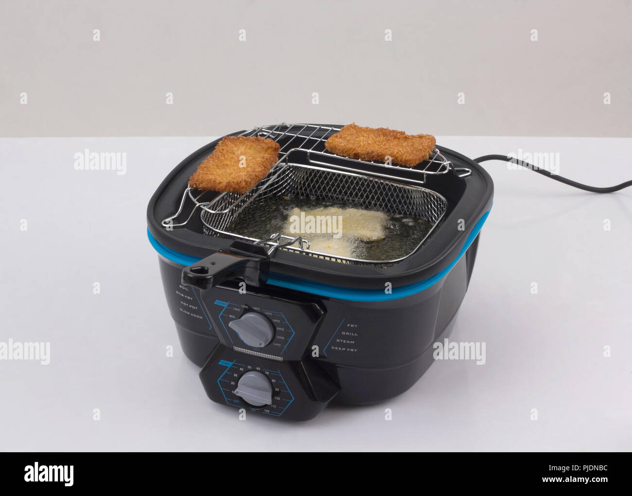 Fry machine hi-res stock photography and images - Alamy