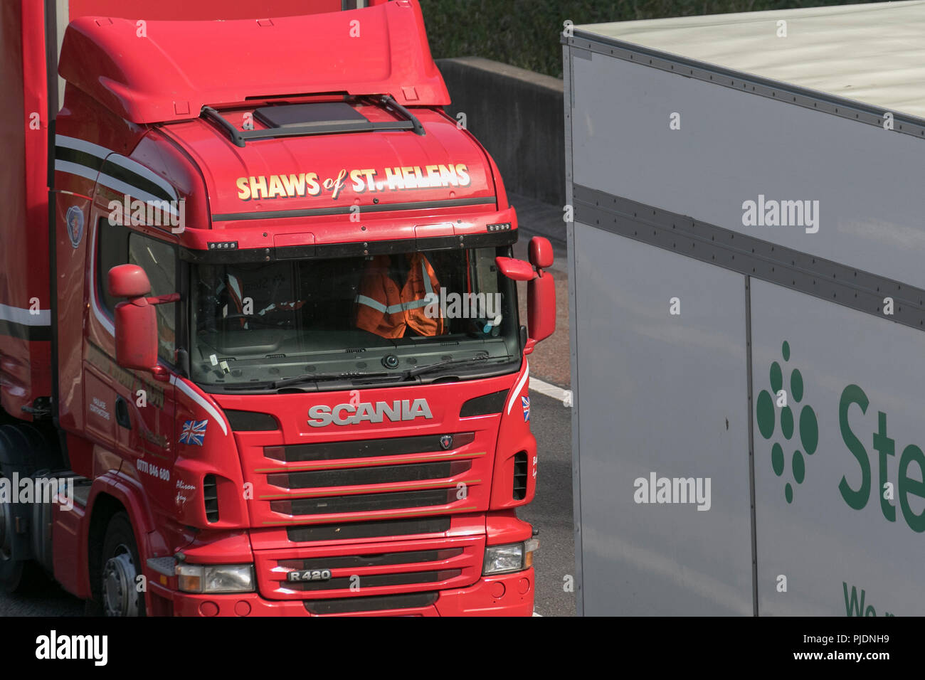 Red Scania Trucks, shipping freight, heavy haulage, lorry logistics ...