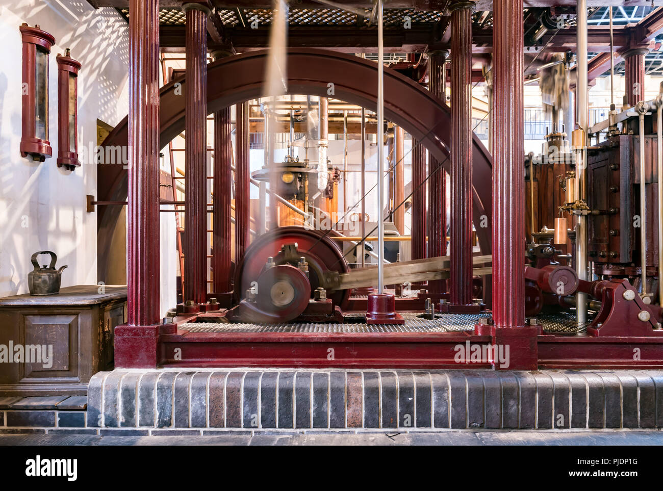 Kew bridge steam museum hi-res stock photography and images - Alamy