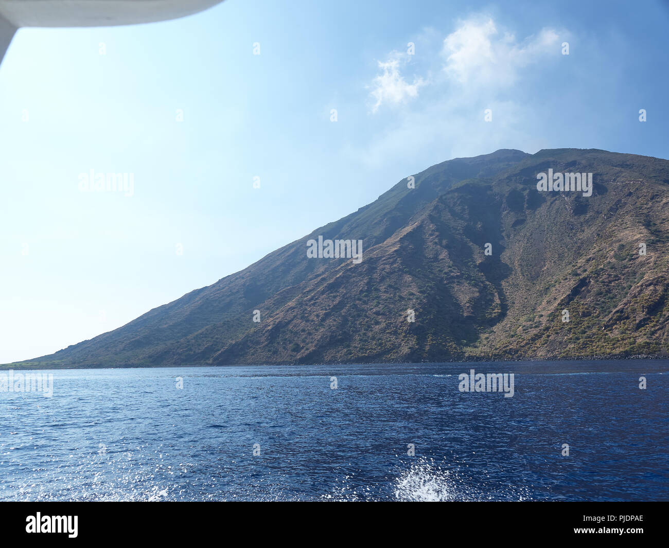 Stromboli island hi-res stock photography and images - Alamy