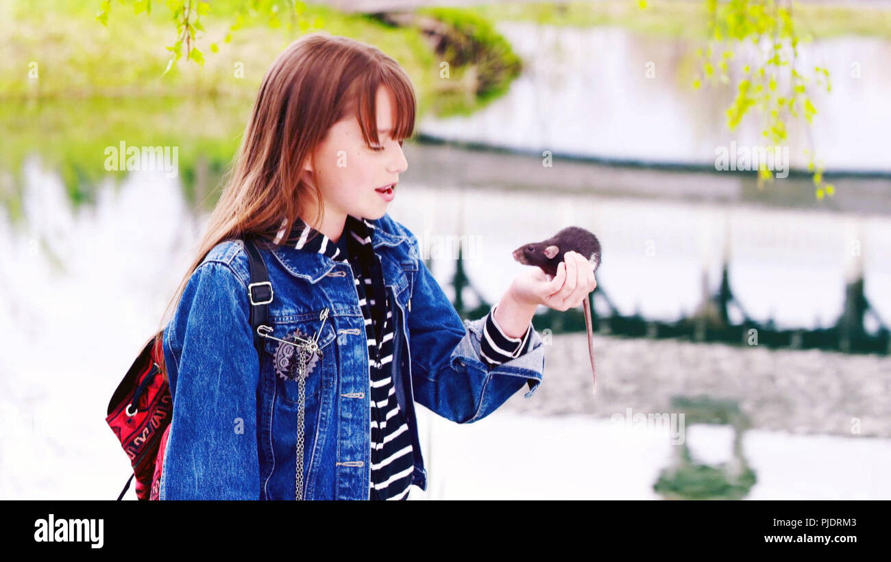 A WITCHES' BALL, Morgan Neundorf, 2017. ©Discovery Family/courtesy ...