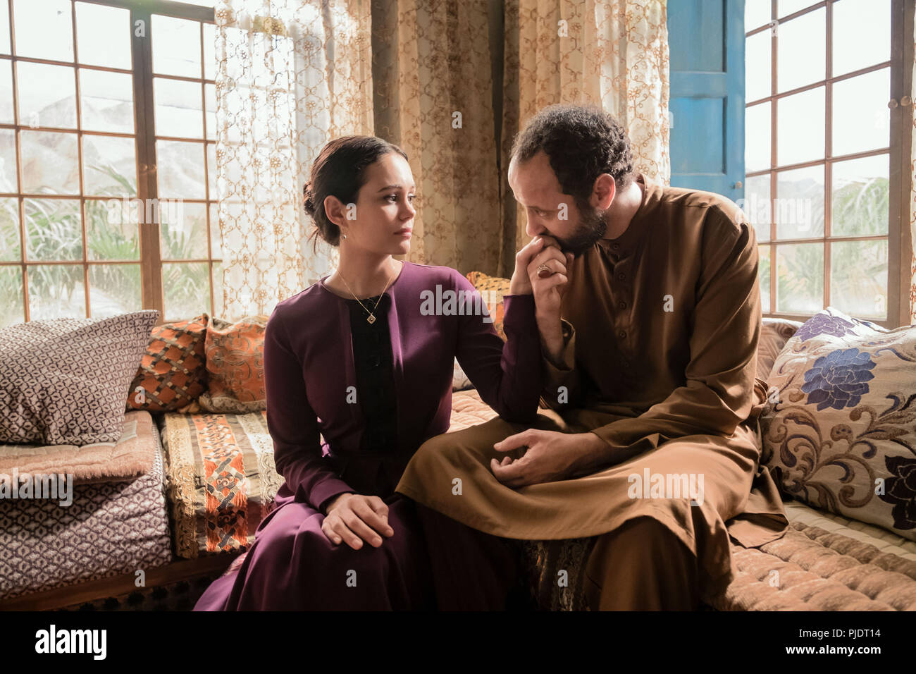 TOM CLANCY'S JACK RYAN, (aka JACK RYAN), l-r: Dina Shihabi, Ali Suliman ...