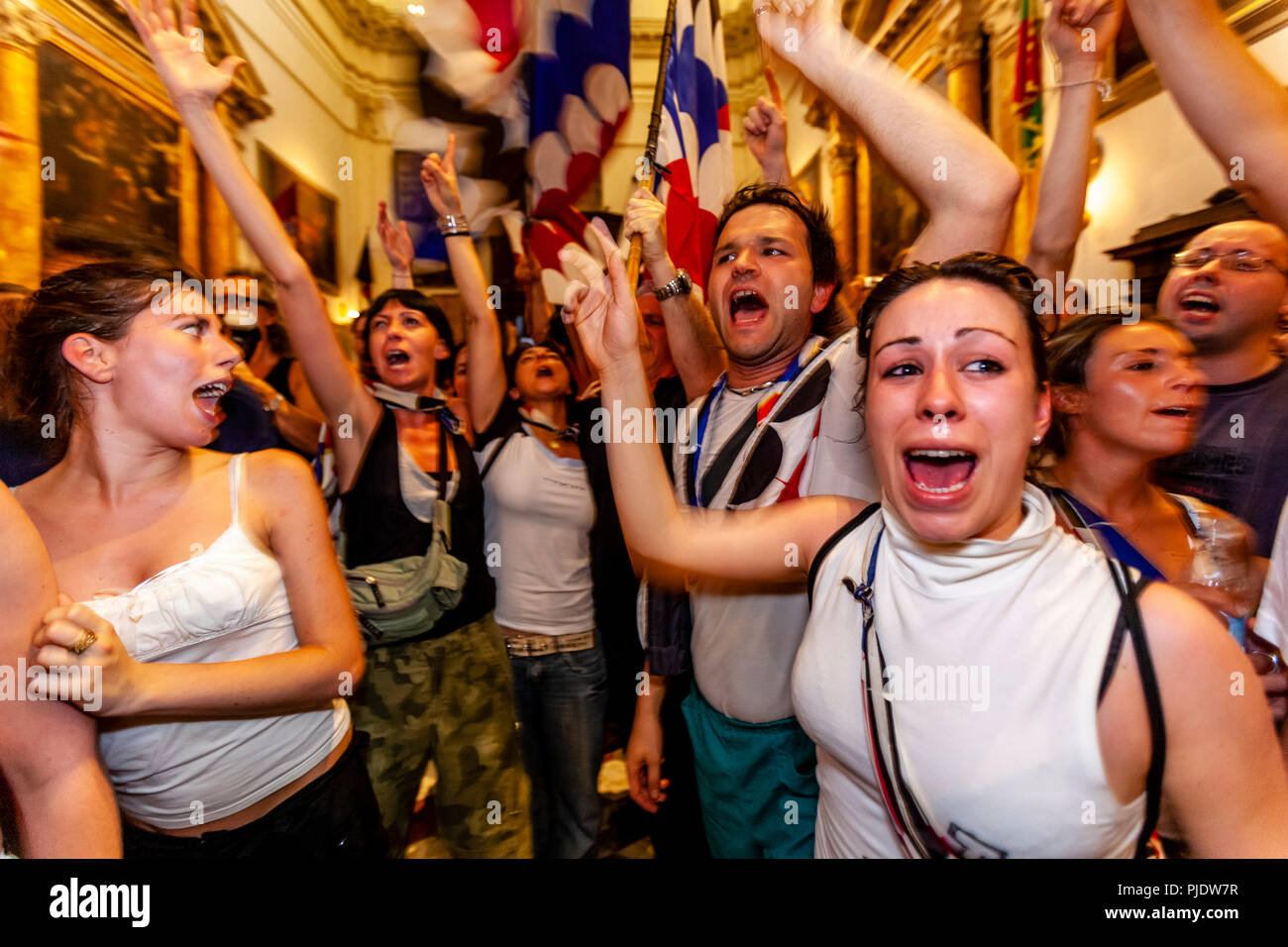 Istrice hi-res stock photography and images - Alamy
