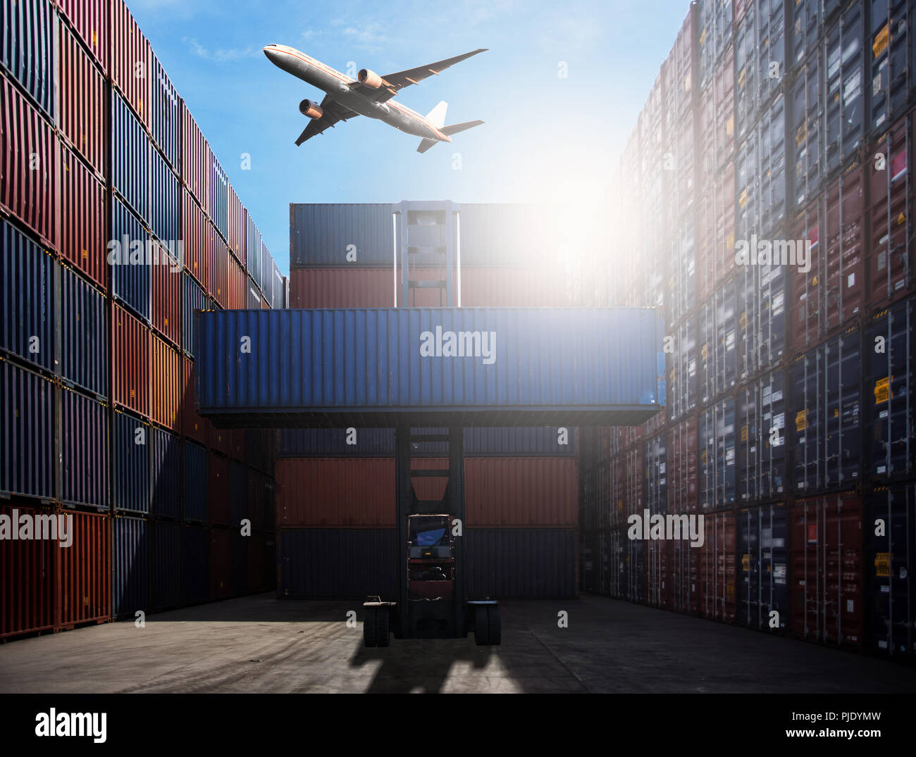 Import export concept global hi-res stock photography and images - Alamy