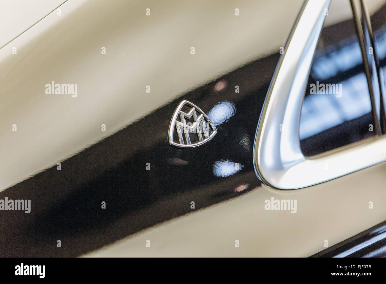 Maybach Logo High Resolution Stock Photography and Images - Alamy