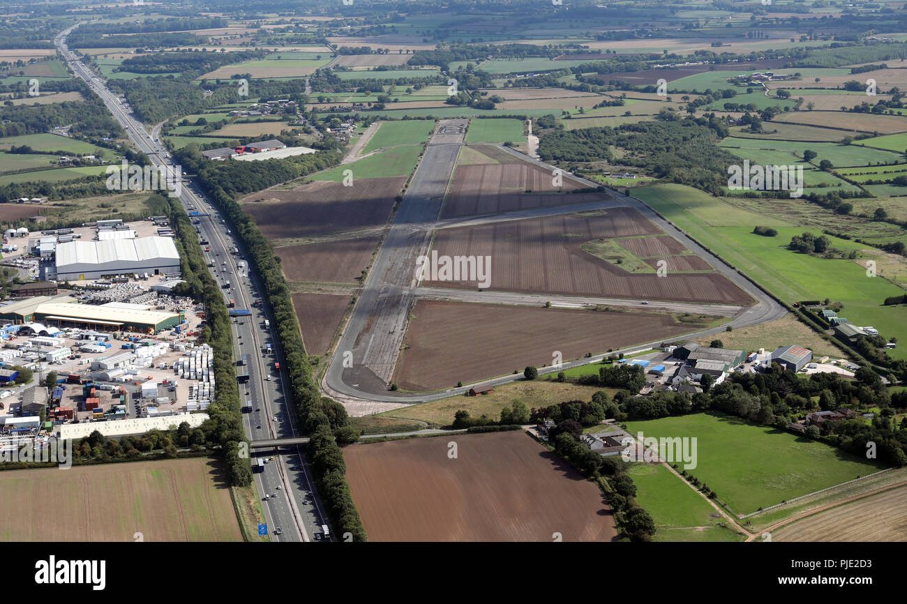 Disused airfield aerodrome hi-res stock photography and images - Alamy