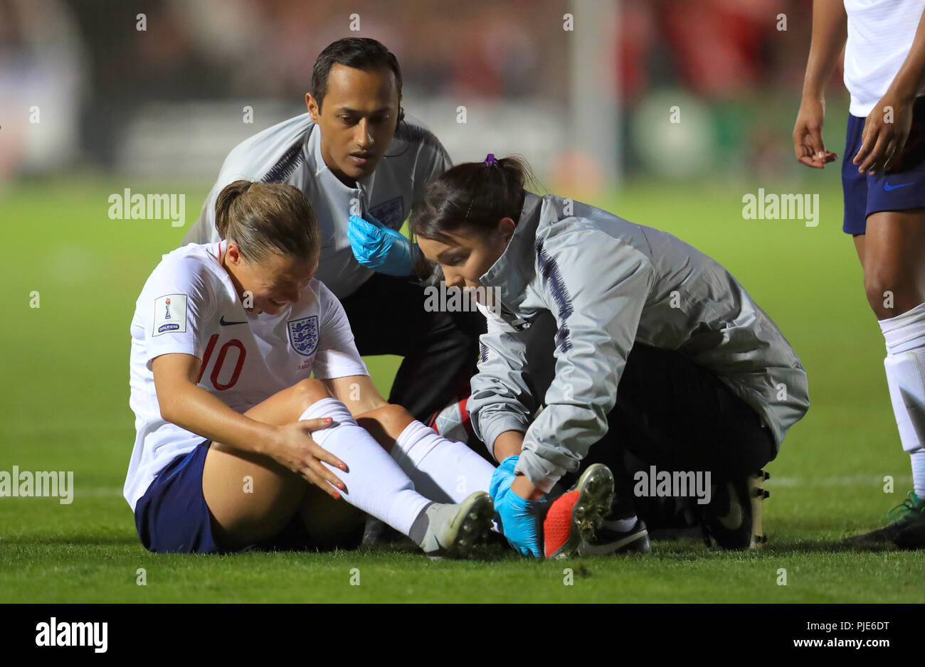 Fifa women 2019 injury hi-res stock photography and images - Alamy