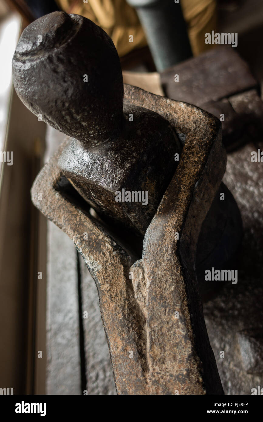 Ancient oil press hi-res stock photography and images - Alamy