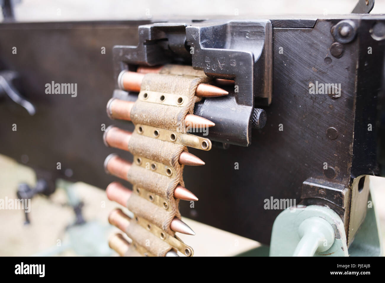 WWI german machine gun MG 08 with amunition belt Stock Photo - Alamy
