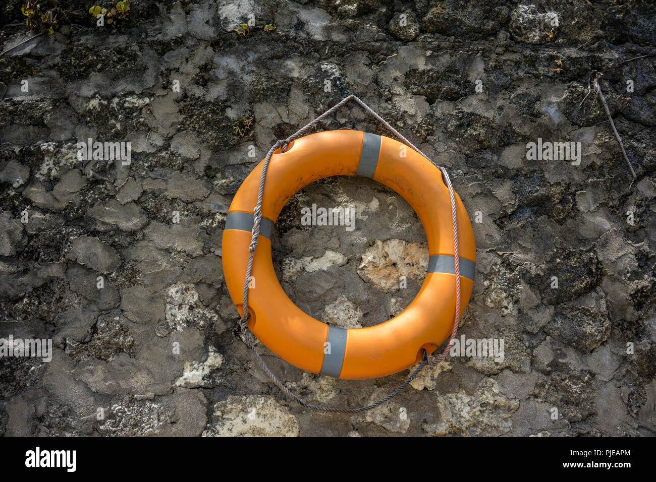 swimm emergency assistance for drowning rescue in water Stock Photo - Alamy