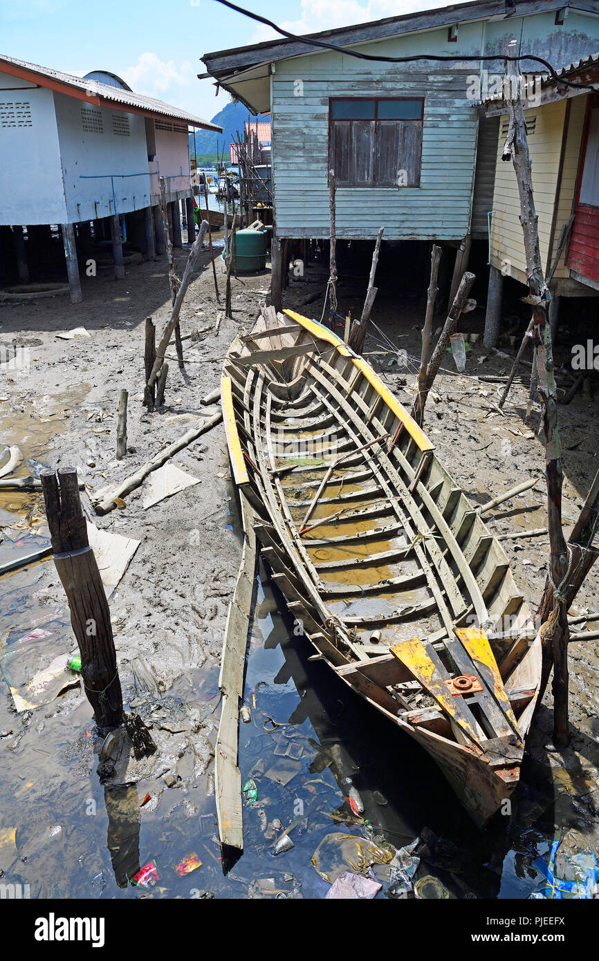 Altes boot hi-res stock photography and images - Alamy