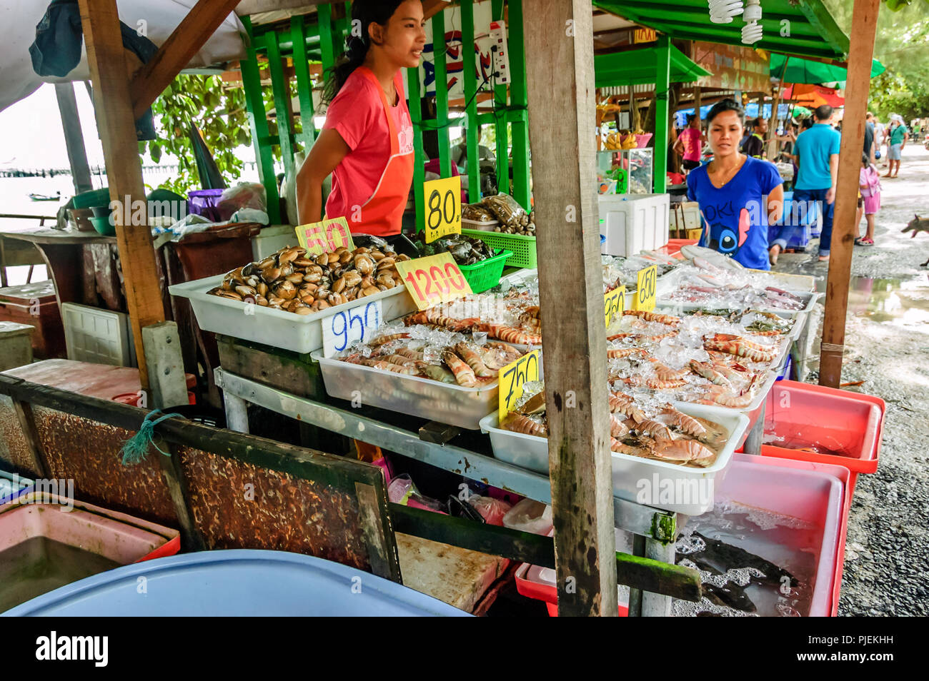 Beachside market stall hi-res stock photography and images - Alamy
