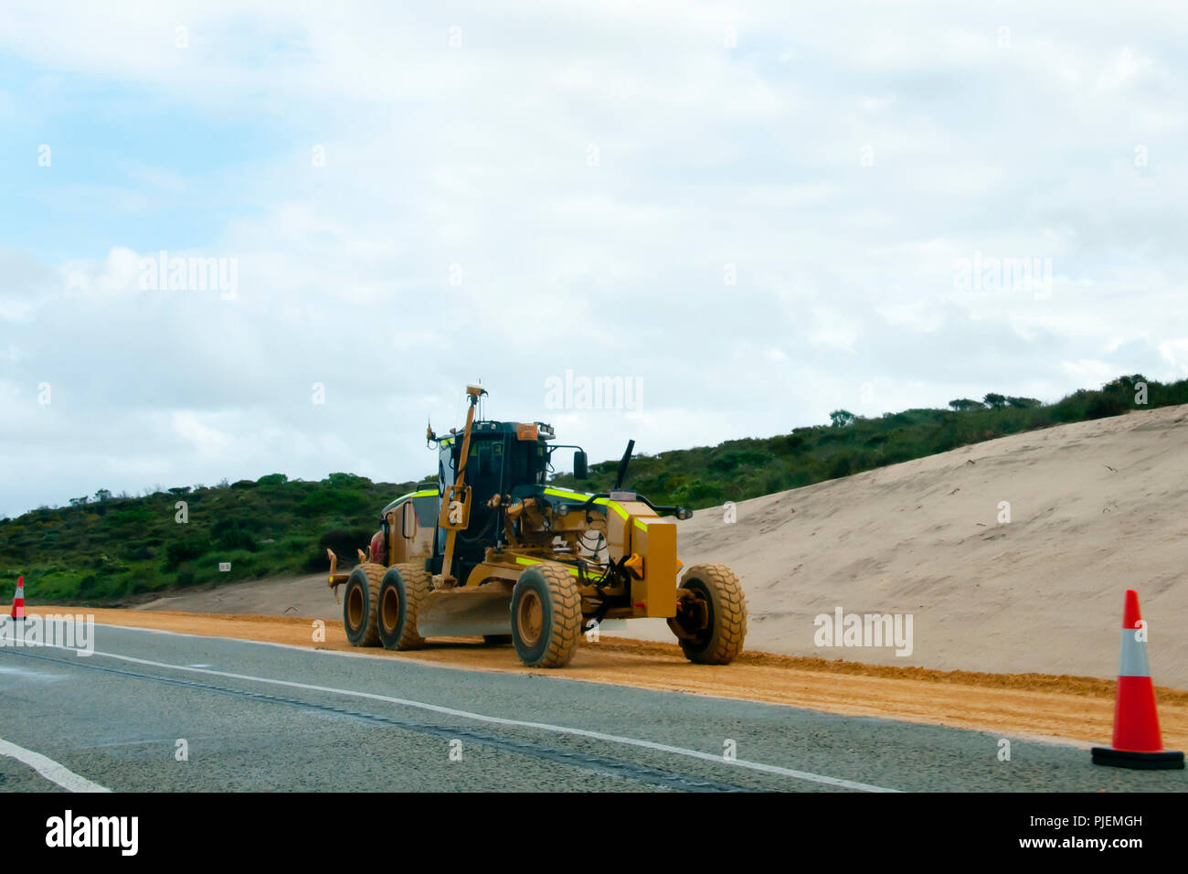Road grader, road construction hi-res stock photography and images - Alamy