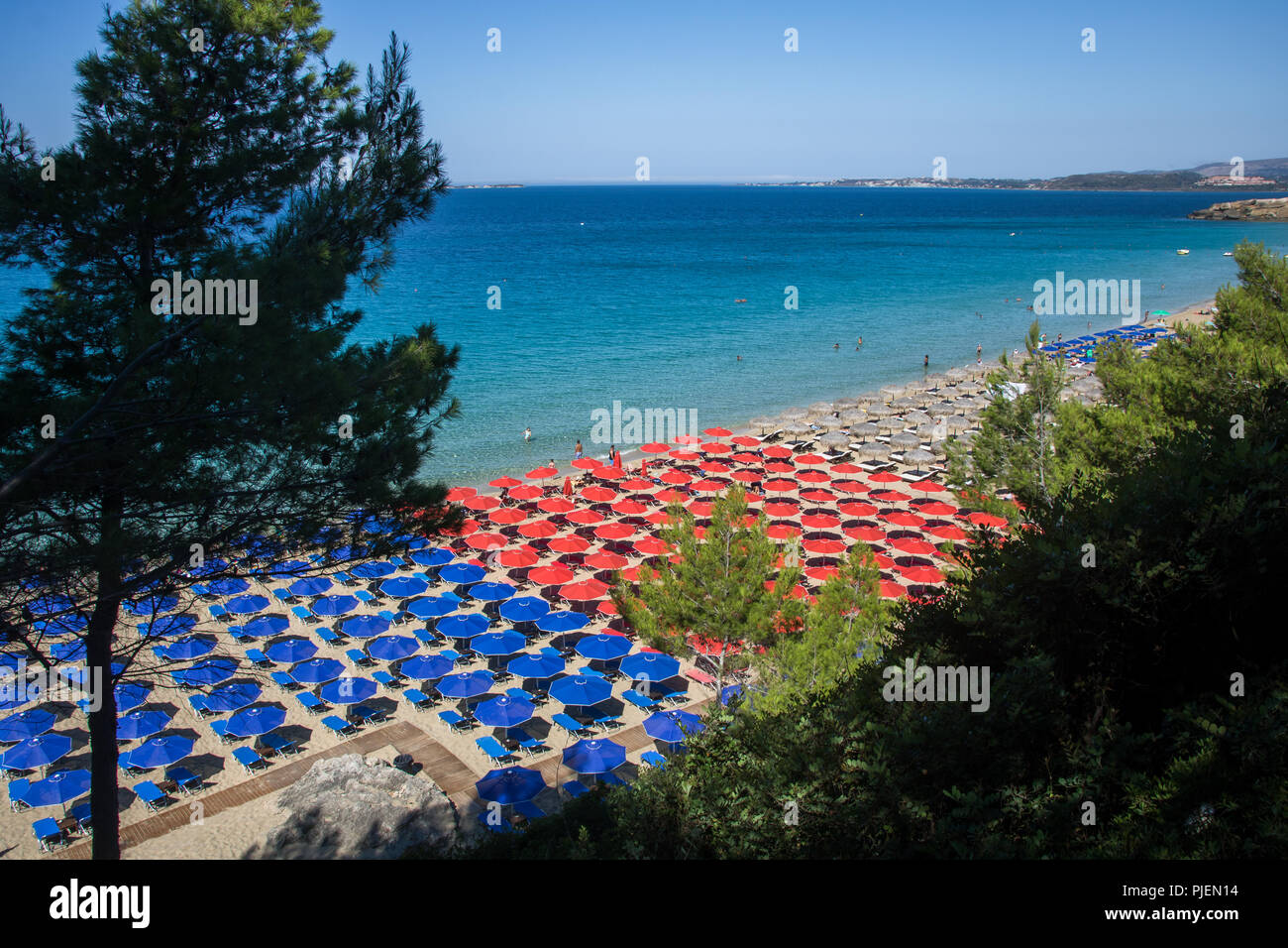 Makris gialos beach kefalonia hi-res stock photography and images - Alamy