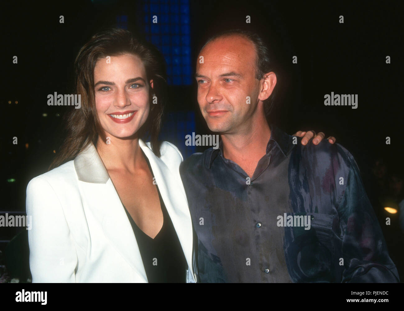 HOLLYWOOD, CA - SEPTEMBER 10: (L-R) Actress Terry Farrell and actor ...