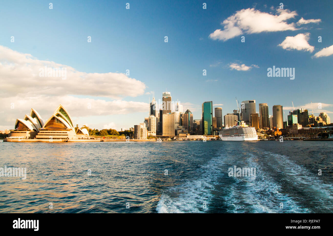 Sydney opera house construction hi-res stock photography and images - Alamy