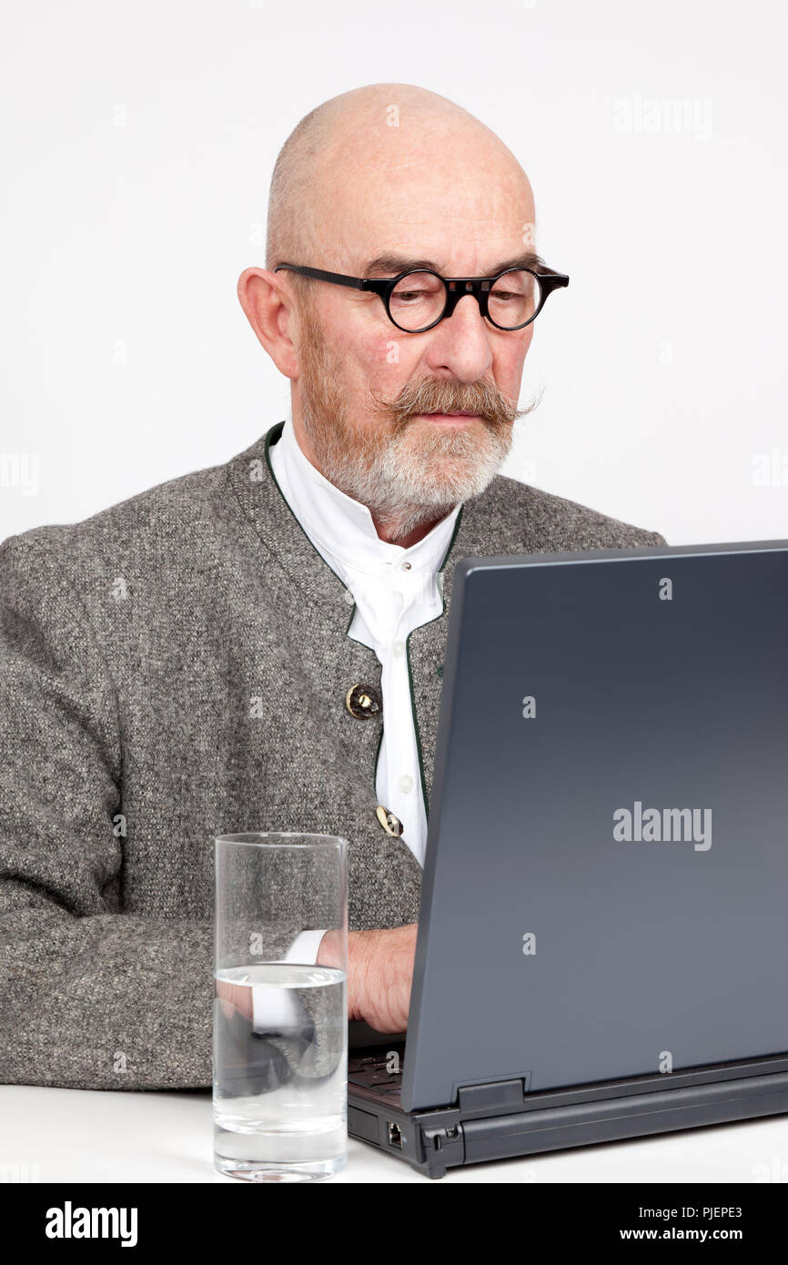Old man grey beard computer hi-res stock photography and images - Alamy